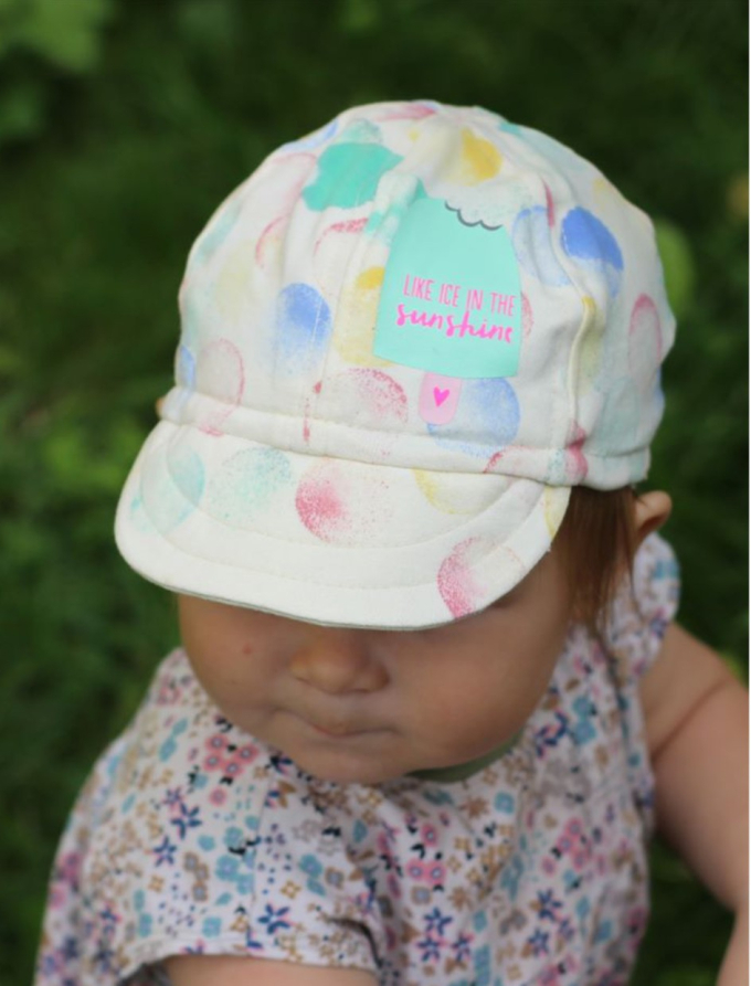 E-Book Miss Granny Cappy Lars, german | Fabrics Hemmers