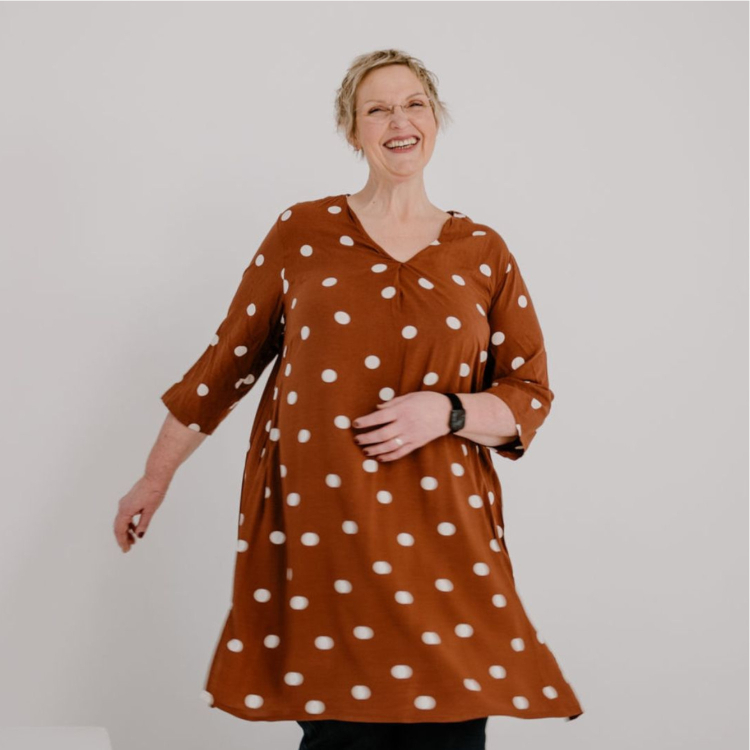 Patron blouse / robe femme pdf Faye Sew Simple, en allemand | Tissus ...