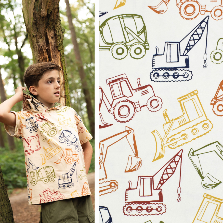 French Terry Work Vehicles Poppy, gebroken wit | Stoffen Hemmers